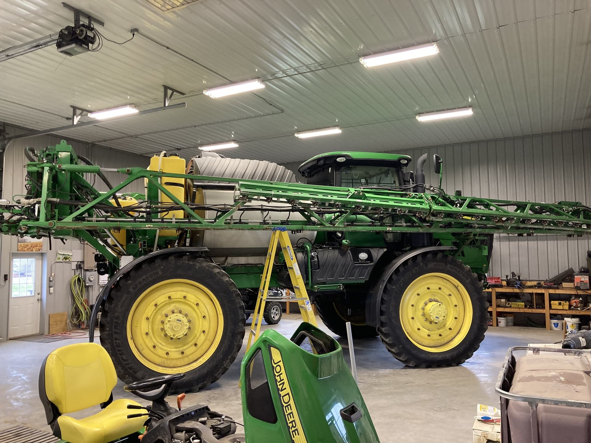 2018 John Deere R4045 - Sydenstricker Nobbe Partners