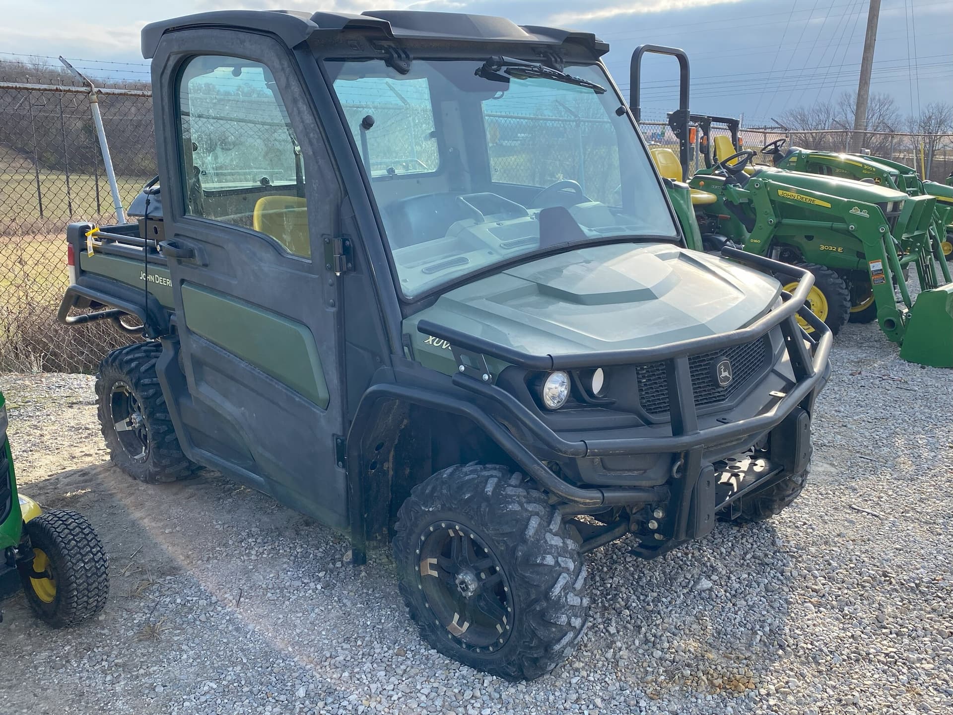 2021 John Deere XUV 835R - Sydenstricker Nobbe Partners