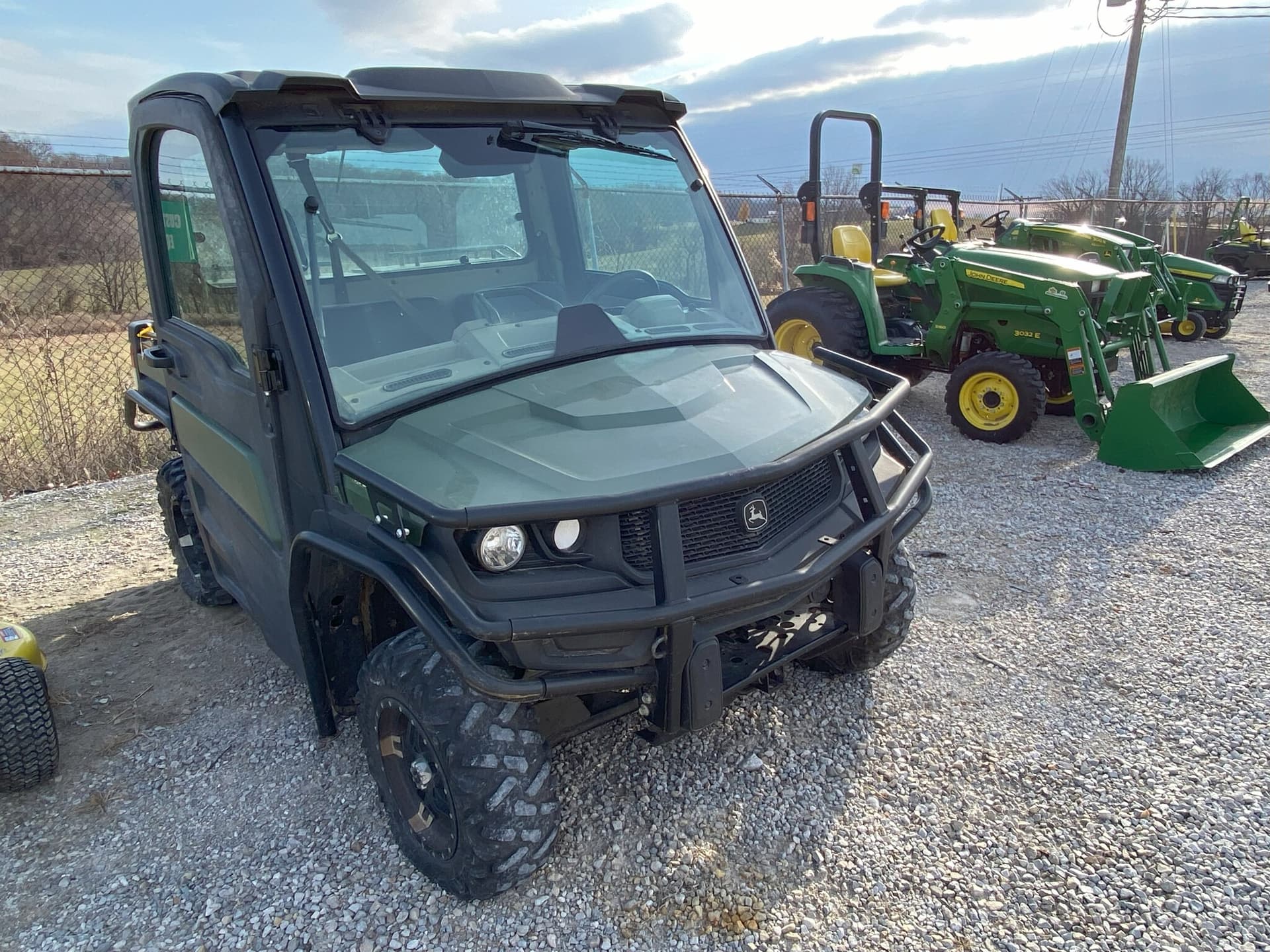 2021 John Deere XUV 835R - Sydenstricker Nobbe Partners