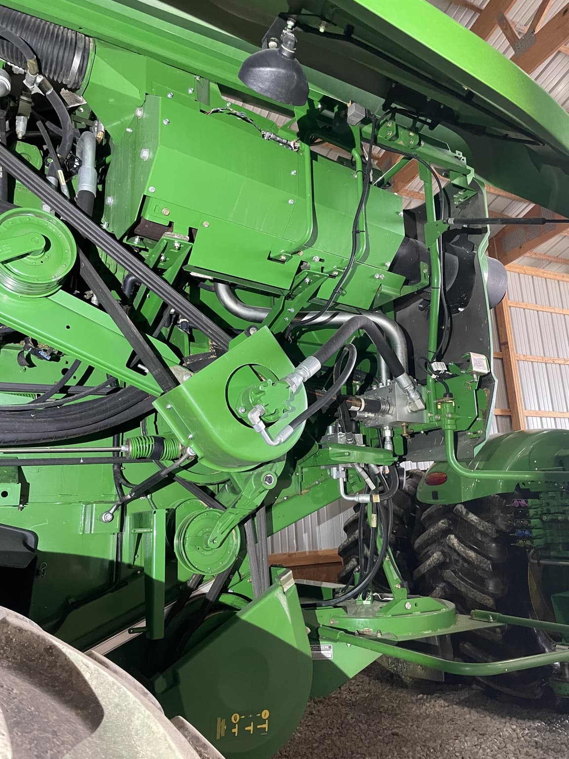 2014 John Deere S680 - Sydenstricker Nobbe Partners