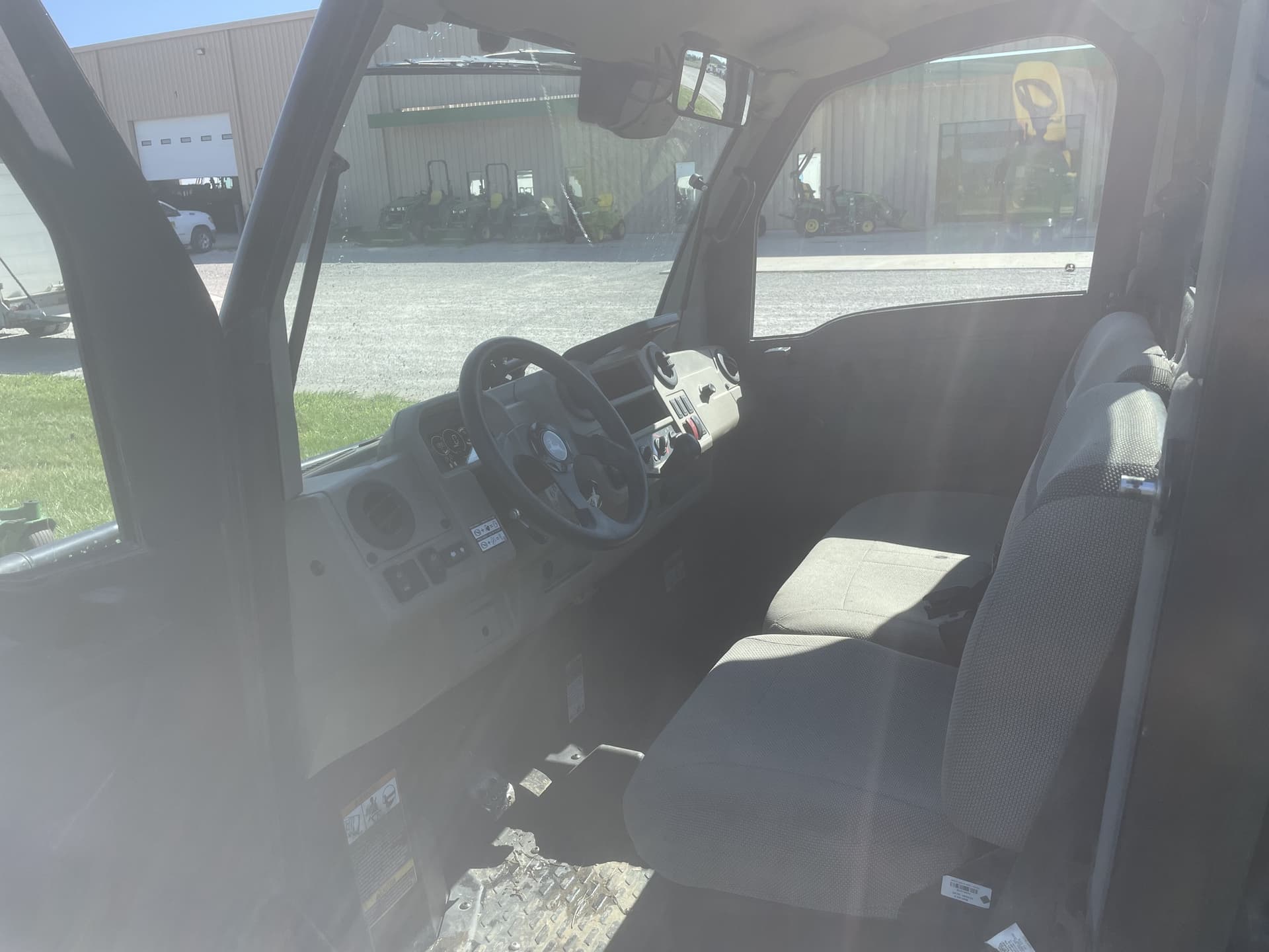 2022 John Deere XUV 835R - Sydenstricker Nobbe Partners