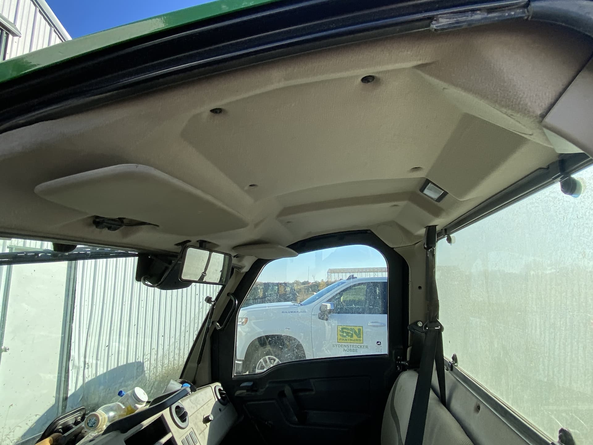 2023 John Deere XUV 835R - Sydenstricker Nobbe Partners