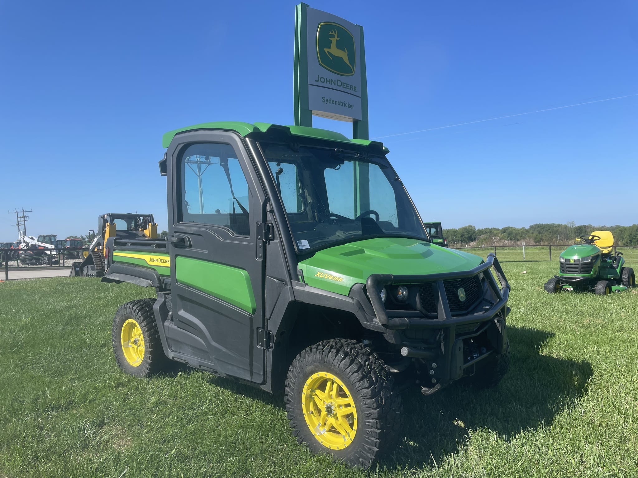 2022 John Deere XUV 835R - Sydenstricker Nobbe Partners